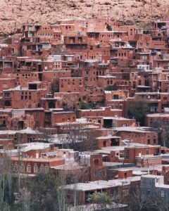 12 Best Places To Visit In Iran: Top Cities, Historic Sites & Natural ...