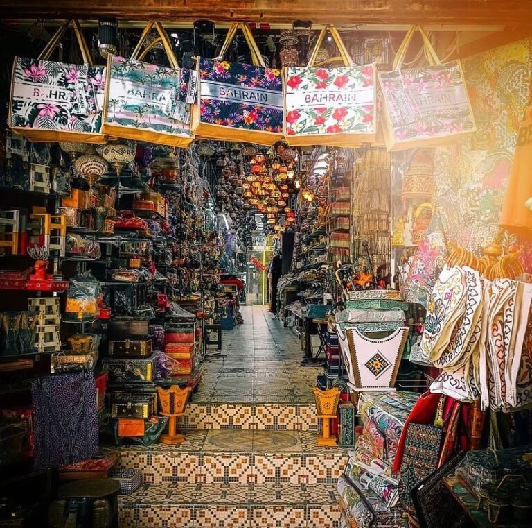 8 Best Things To Buy In Bahrain In 2026: Souvenirs, Spices & Local ...