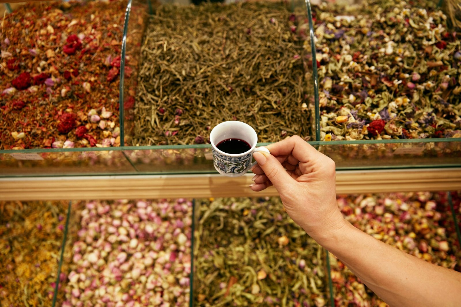 Best Things To Buy In Jordan In 2026: 15 Unique Souvenirs You’ll Love